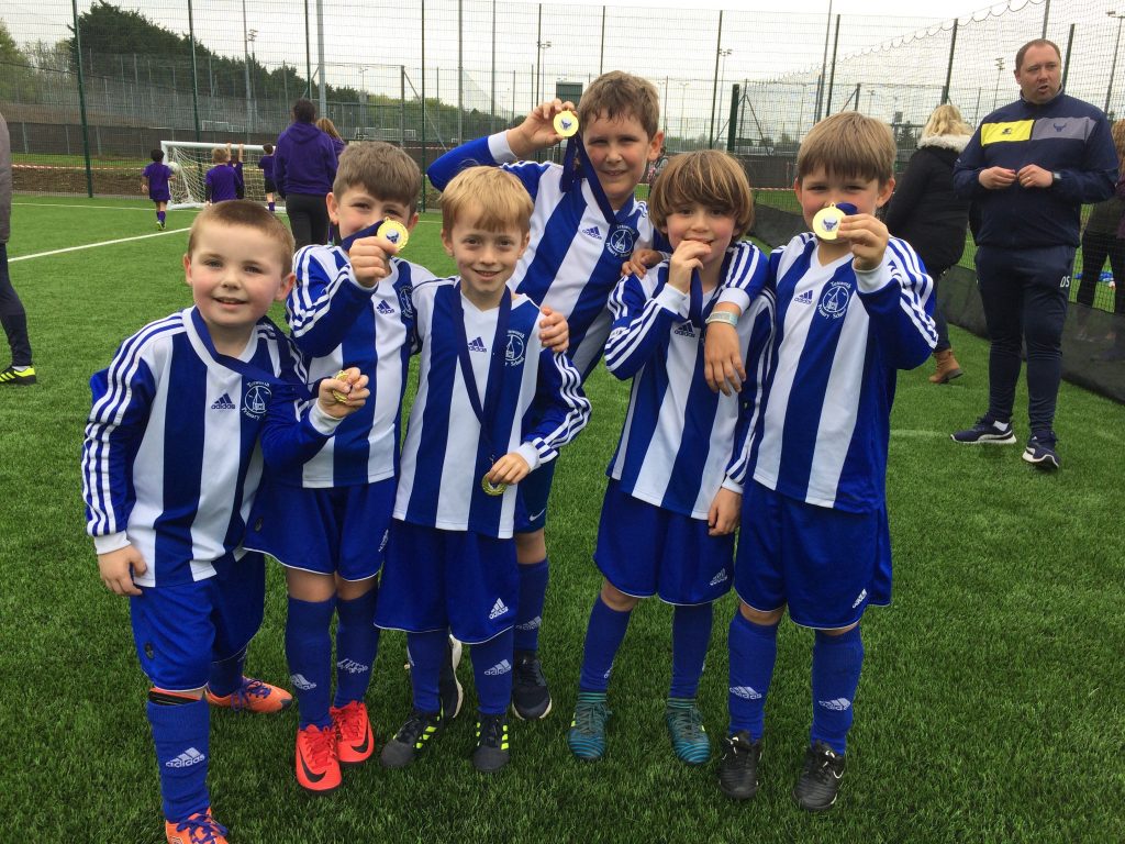 Tetsworth Primary School Years 2/3 narrowly miss out on 6-a-side ...